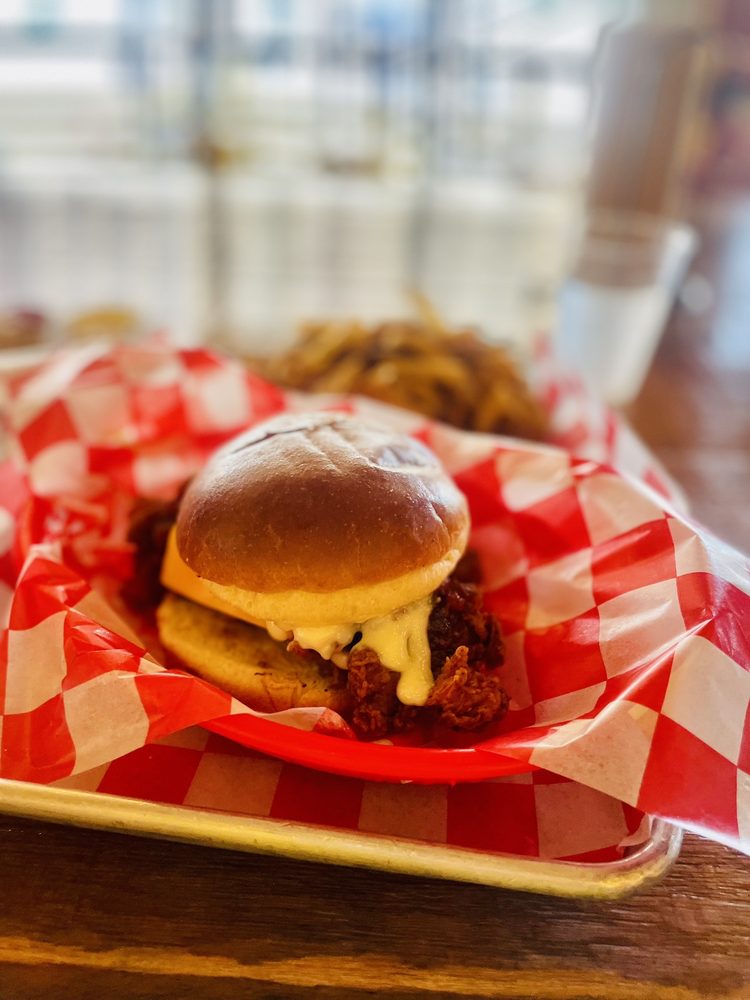 LUCY’S - Updated August 2025 - 337 Photos & 307 Reviews - 4570 N ...