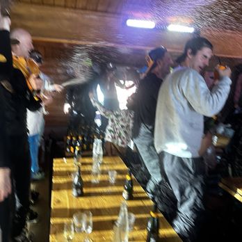 CLOUD NINE ALPINE BISTRO - Updated December 2025 - 130 Photos & 69 ...