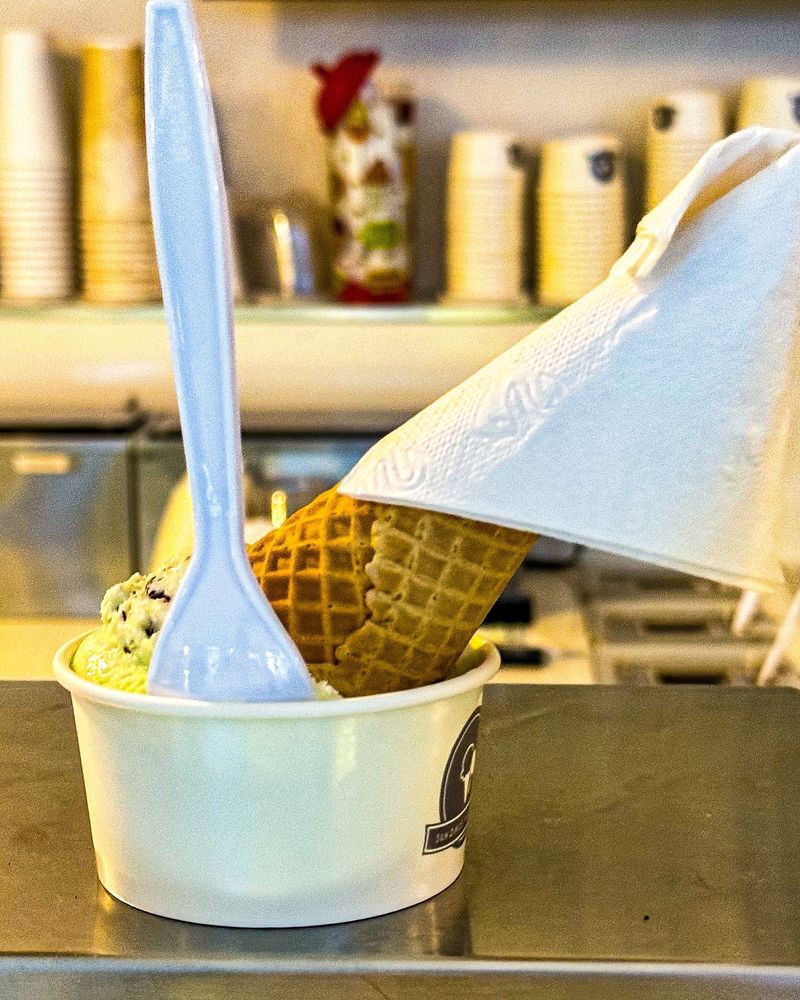 SUNDAES AND CONES - Updated January 2025 - 1455 Photos & 1646 Reviews ...