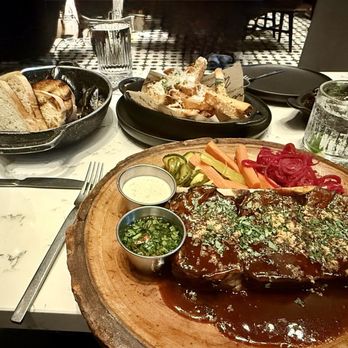 WARREN - NAPLES - Updated June 2025 - 134 Photos & 91 Reviews - 111 ...