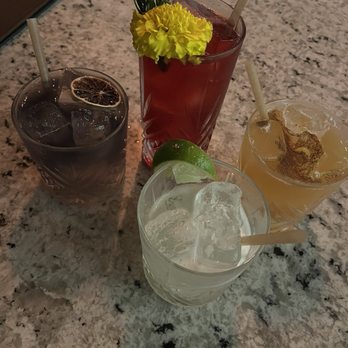 SOMERSET BAR - Updated December 2025 - 379 Photos & 159 Reviews - 139 E ...