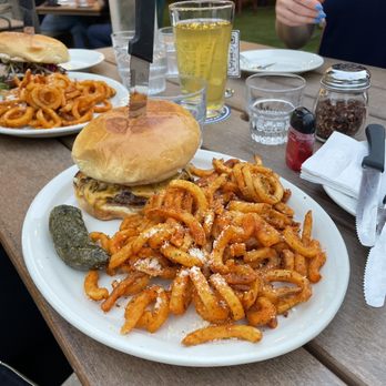RIVER PIG SALOON - Updated April 2025 - 78 Photos & 84 Reviews - 1720 ...