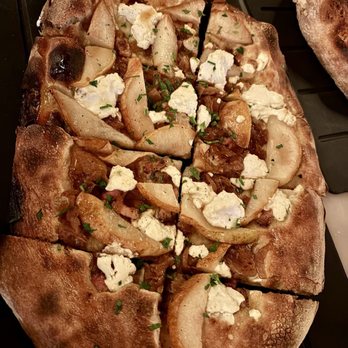 SERIOUS PIE DOWNTOWN - Updated June 2025 - 3358 Photos & 4772 Reviews ...