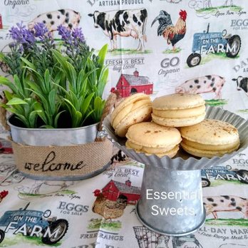 ESSENTIAL SWEETS - Updated January 2025 - 16 Photos - 2405 N Marine ...