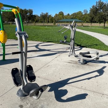 STOUT FIELD PARK - Updated October 2025 - 57 Photos - 3820 W Bradbury ...