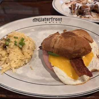WATERFRONT GRILL - Updated April 2025 - 266 Photos & 300 Reviews - 120 ...