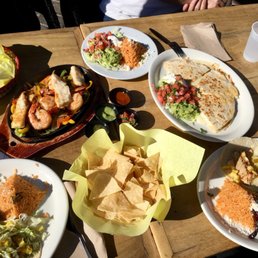 LOS AGAVES - Updated December 2025 - 565 Photos & 622 Reviews - 7024 ...