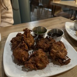 ZUZU MOMO - 738 Photos & 139 Reviews - 291 Main St, Everett ...