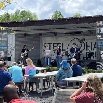 STEEL HANDS BREWING - Updated December 2025 - 236 Photos & 134 Reviews ...