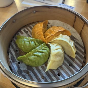 DUMPLING WORLD - Updated December 2025 - 492 Photos & 213 Reviews ...