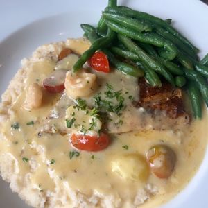 ERICA DAVIS LOWCOUNTRY - 171 Photos & 166 Reviews - 3209 E Victory Dr ...