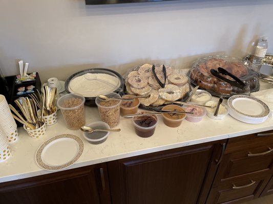 SOUTHERN GRACE EATS - 27 Photos & 14 Reviews - 3751 Montgomery Rd ...