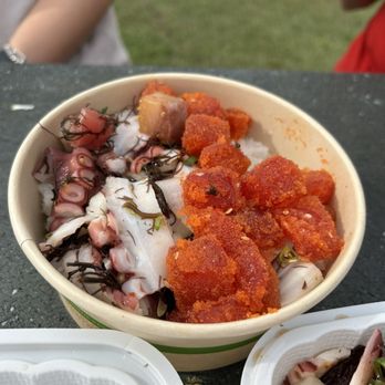 Keeaumoku seafood store
