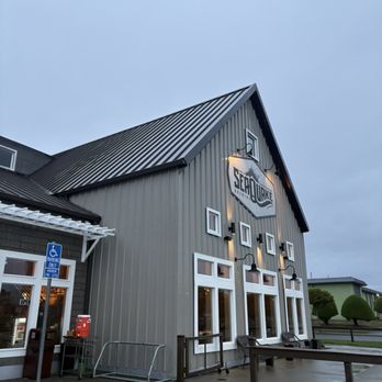 SEAQUAKE BREWING - Updated May 2025 - 1264 Photos & 1273 Reviews - 400 ...