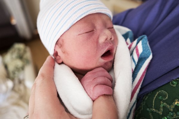 RENOWN REGIONAL MEDICAL CENTER - 161 Photos & 308 Reviews - 1155 Mill ...