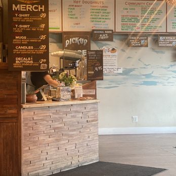 PIP’S ORIGINAL DOUGHNUTS & CHAI - Updated October 2024 - 4770 Photos ...