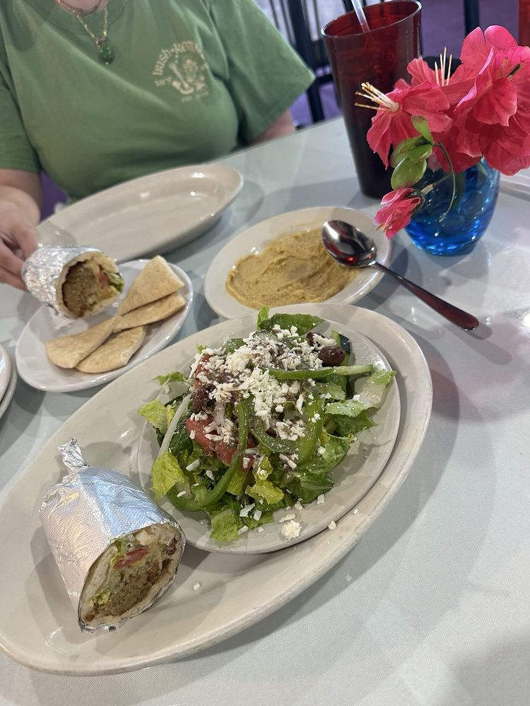 MAXIMOS GYRO & KABOB - Updated October 2025 - 68 Photos & 93 Reviews ...