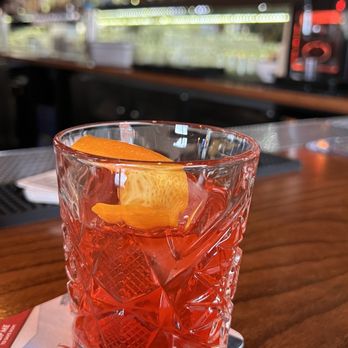 TINKER TAVERN - Updated December 2025 - 79 Photos & 43 Reviews - 7980 ...