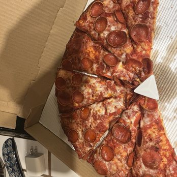 MARK & MONICA’S FAMILY PIZZA - Updated March 2025 - 200 Photos & 425 ...