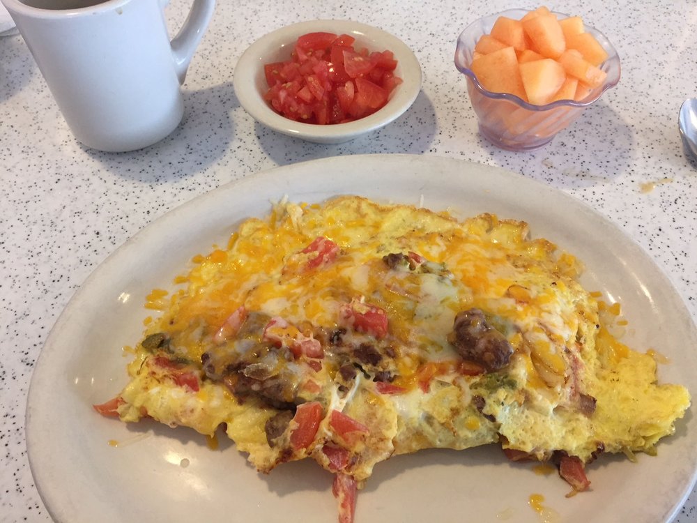 HURRICANE’S RESTAURANT & DRIVE-IN - 145 Photos & 100 Reviews - Diners ...