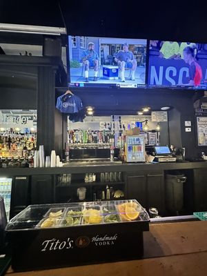 THE CLEVELANDER - Updated January 2026 - 73 Photos & 168 Reviews - 834 ...