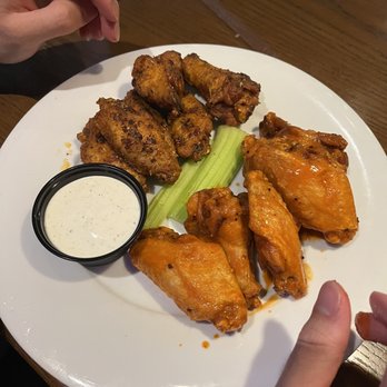 HICKORY TAVERN - Updated November 2024 - 122 Photos & 221 Reviews - 907 ...