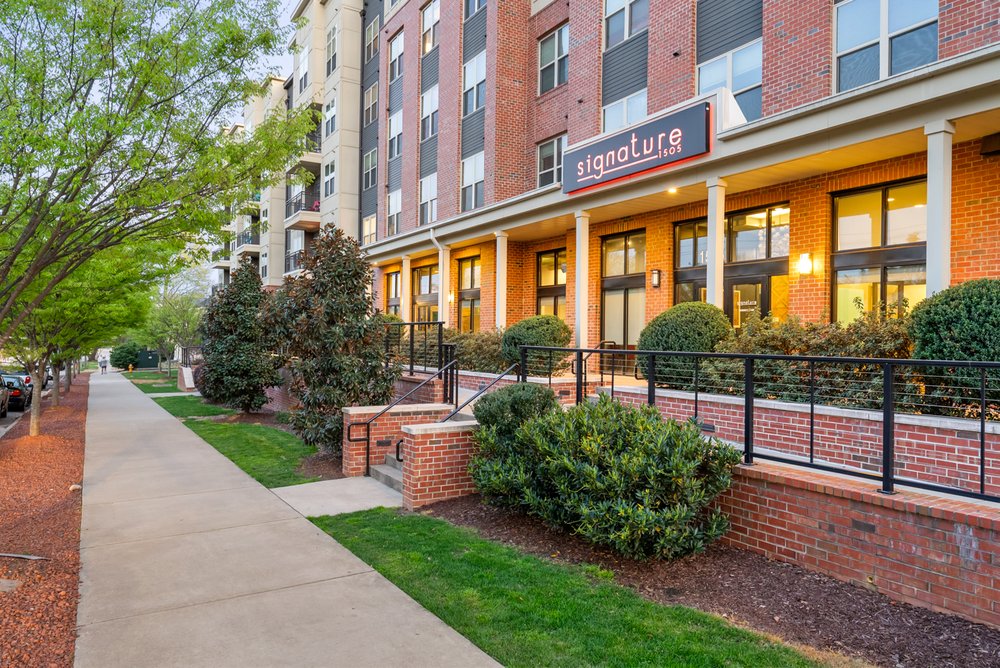 SIGNATURE 1505 - Updated December 2025 - 77 Photos & 11 Reviews - 1505 ...