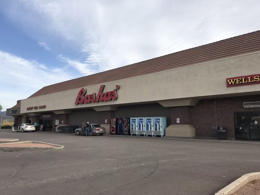 BASHAS’ - Updated October 2025 - 14 Photos & 28 Reviews - 650 Finnie ...