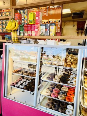 MISS DONUTS AND BAKERY - Updated December 2025 - 117 Photos & 79 ...