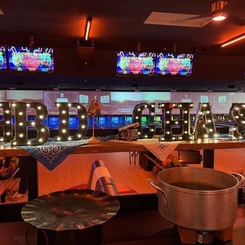 BOWLERO ANNANDALE - Updated January 2025 - 105 Photos & 103 Reviews ...