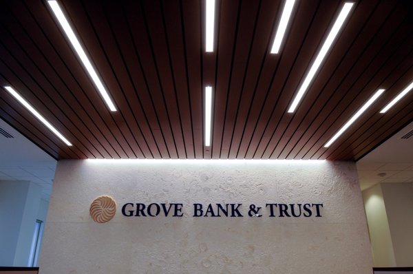GROVE BANK & TRUST - Updated October 2025 - 11 Photos & 21 Reviews ...