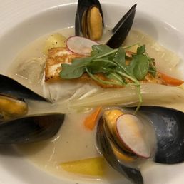 DECANT - Updated October 2025 - 197 Photos & 157 Reviews - 1108 E Main ...