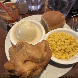 KNOB HILL TAVERN - Updated November 2024 - 34 Photos & 62 Reviews ...