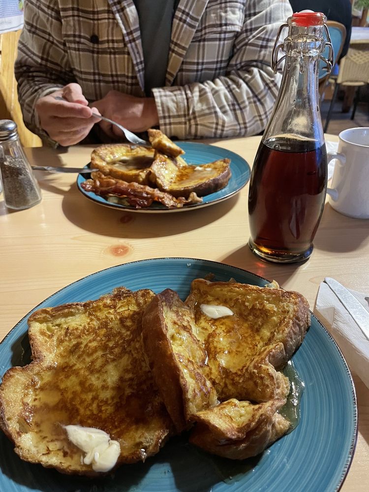 TWO RIVERS LUNCH - Updated December 2025 - 16 Photos - 75 Dickey Rd ...