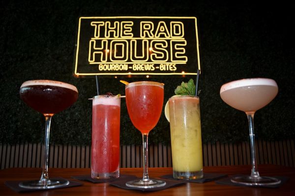 THE RAD HOUSE - Updated March 2025 - 35 Photos - 82 Drury Dr, La Plata ...