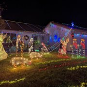 CHRISTMAS CARD LANE - 642 Photos & 140 Reviews - 9190 Oviedo St, San ...