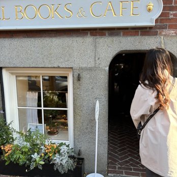 BEACON HILL BOOKS & CAFE - Updated January 2025 - 343 Photos & 115 ...