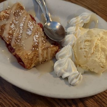 ESSEN HAUS - Updated December 2025 - 151 Photos & 258 Reviews - 514 E ...