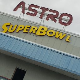 ASTRO SUPERBOWL - Updated July 2025 - 44 Photos & 62 Reviews - 3203 ...