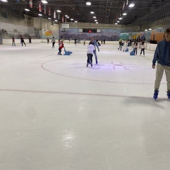 KENDALL ICE ARENA - Updated October 2025 - 197 Photos & 137 Reviews ...