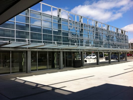 BURNHAMTHORPE BRANCH LIBRARY - Updated August 2025 - 28 Photos - 3650 ...