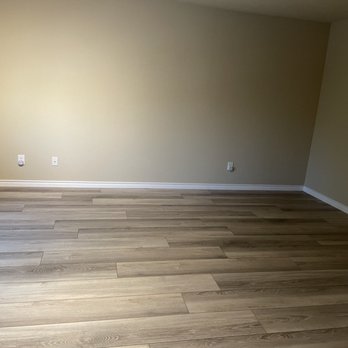 Rudy Esquivel Flooring | Floor Roma