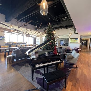 MINT HOUSE DALLAS - DOWNTOWN - Updated January 2026 - 95 Photos & 13 ...