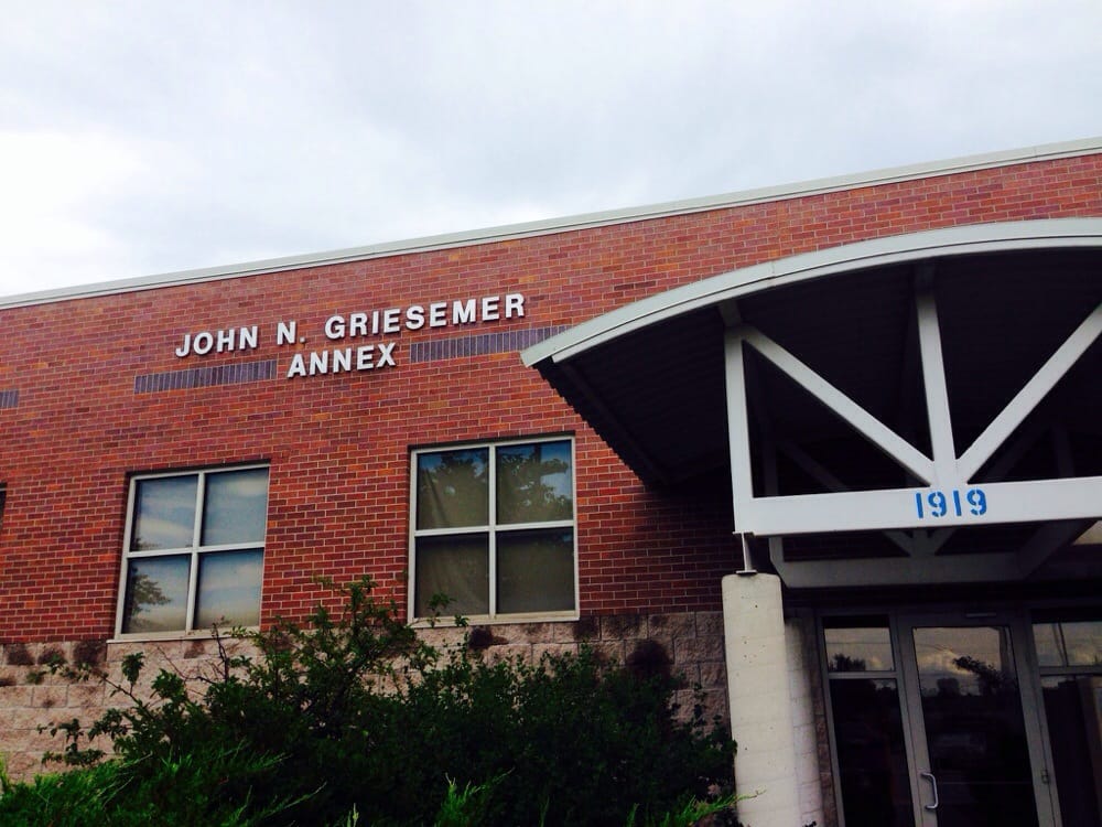 US POST OFFICE - Updated July 2025 - 1919 W Bennett St, Springfield ...