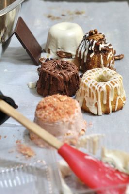 THE PEACH COBBLER LADY - Updated December 2025 - 11 Photos - 9934 Jones ...