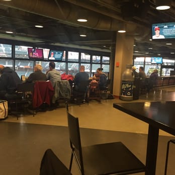 HIT IT HERE CAFE AND BAR - Updated September 2024 - 122 Photos & 78 ...