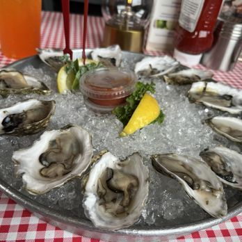 MOBY DICK’S - Updated August 2024 - 392 Photos & 584 Reviews - 3225 Rt ...