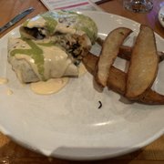 12 SOUTH TAPROOM & GRILL - 181 Photos & 371 Reviews - 2318 12th Ave S ...