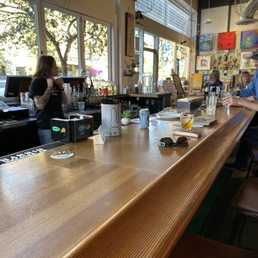 ELLIOTT’S ON CONGRESS - Updated December 2025 - 306 Photos & 308 ...