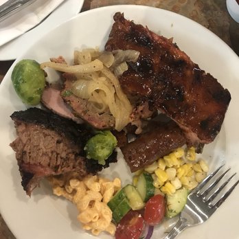 FRONTIER BBQ & SMOKEHOUSE - Updated December 2025 - 73 Photos & 89 ...